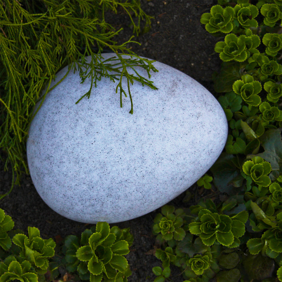 LightsOn – Stone (garden lights)